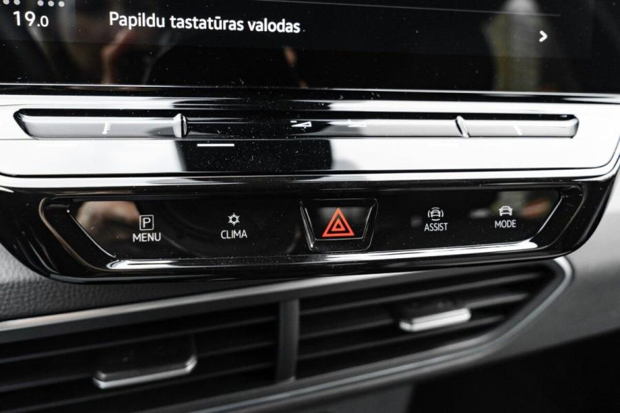 Grey Volkswagen ID.3 2023 in Riga, with an engine capacity of 0.00 L and mileage of 22 thousand km for 26800 €, photo 14 on AUTOMOTO.COM.LV