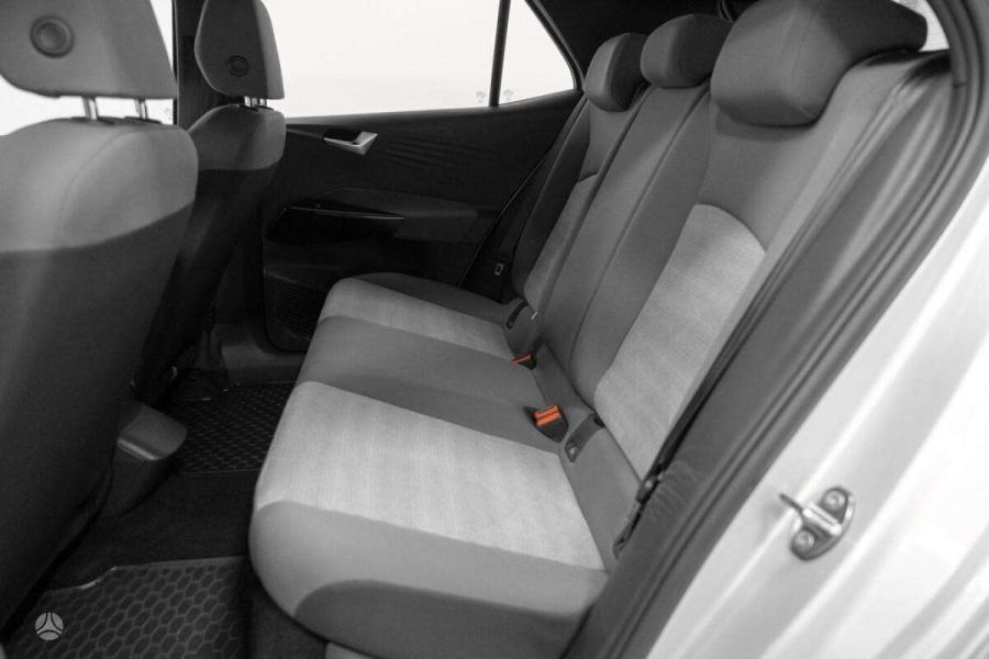 Pelēks Volkswagen ID.3 2023 Viļņa, ar dzinēja tilpumu 0.00 L un nobraukumu 57 tūkst. km par 23900 €, foto 7 vietnē AUTOMOTO.COM.LV