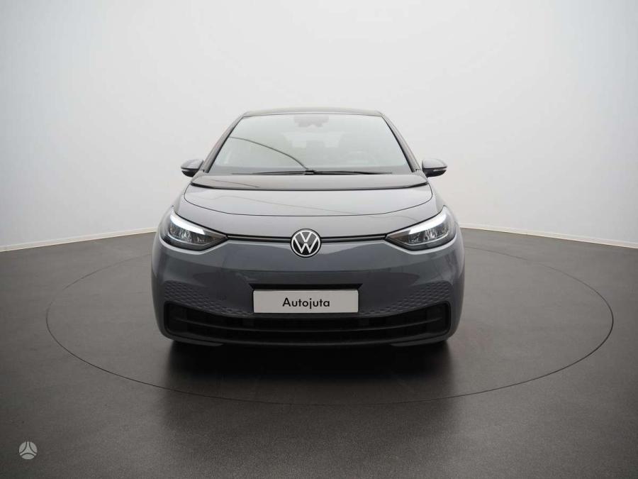 Grey Volkswagen ID.3 2023 in Vilnius, with an engine capacity of 0.00 L and mileage of 27 thousand km for 24500 €, photo 3 on AUTOMOTO.COM.LV