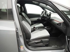Grey Volkswagen ID.3 2023 in Vilnius, with an engine capacity of 0.00 L and mileage of 27 thousand km for 24500 €, photo 10 on AUTOMOTO.COM.LV