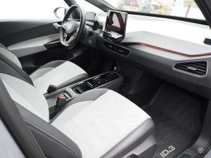 Grey Volkswagen ID.3 2023 in Vilnius, with an engine capacity of 0.00 L and mileage of 27 thousand km for 24500 €, photo 11 on AUTOMOTO.COM.LV