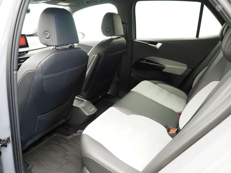Grey Volkswagen ID.3 2023 in Vilnius, with an engine capacity of 0.00 L and mileage of 27 thousand km for 24500 €, photo 13 on AUTOMOTO.COM.LV