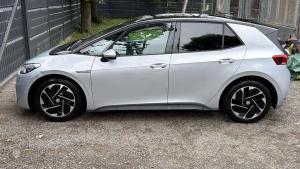 Pelēks Volkswagen ID.3 2023 Jonava, ar dzinēja tilpumu 0.00 L un nobraukumu 43 tūkst. km par 17200 €, foto 9 vietnē AUTOMOTO.COM.LV