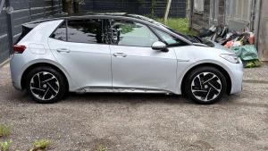 Pelēks Volkswagen ID.3 2023 Jonava, ar dzinēja tilpumu 0.00 L un nobraukumu 43 tūkst. km par 17200 €, foto 13 vietnē AUTOMOTO.COM.LV