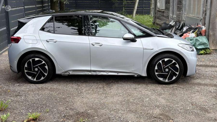Pelēks Volkswagen ID.3 2023 Jonava, ar dzinēja tilpumu 0.00 L un nobraukumu 43 tūkst. km par 17200 €, foto 13 vietnē AUTOMOTO.COM.LV