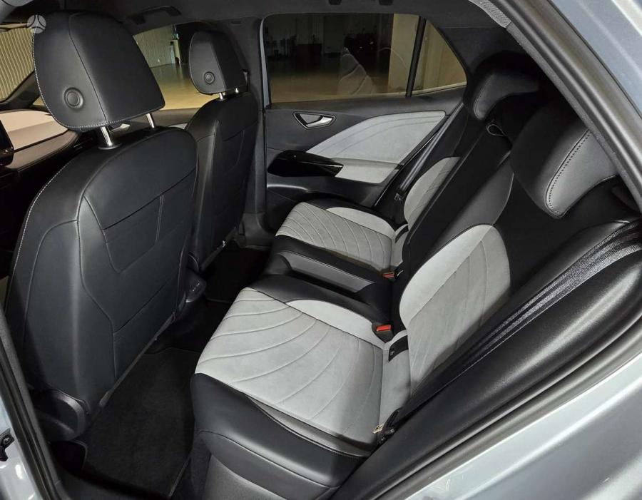 Grey Volkswagen ID.3 2024 in Siauliai, with an engine capacity of 0.00 L and mileage of 30 thousand km for 29900 €, photo 32 on AUTOMOTO.COM.LV