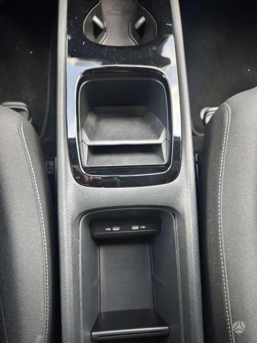 Pelēks Volkswagen ID.3 2024 Šauļi, ar dzinēja tilpumu 0.00 L un nobraukumu 71 tūkst. km par 21900 €, foto 22 vietnē AUTOMOTO.COM.LV