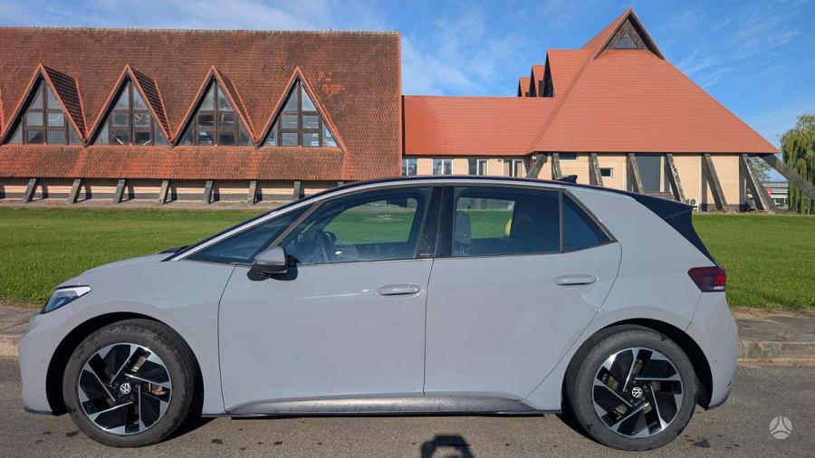 Pelēks Volkswagen ID.3 2024 Kauņa, ar dzinēja tilpumu 0.00 L un nobraukumu 34 tūkst. km par 27750 €, foto 4 vietnē AUTOMOTO.COM.LV