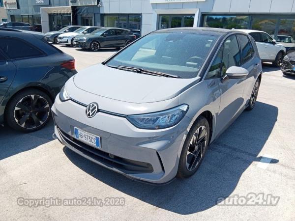 Pelēks Volkswagen ID.3 2025 Tallina, ar dzinēja tilpumu 0.00 L un nobraukumu 12 tūkst. km par 26900 €, foto 1 vietnē AUTOMOTO.COM.LV