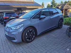 Pelēks Volkswagen ID.3 2025 Kauņa, ar dzinēja tilpumu 0.00 L un nobraukumu 7 tūkst. km par 12900 €, foto  vietnē AUTOMOTO.COM.LV