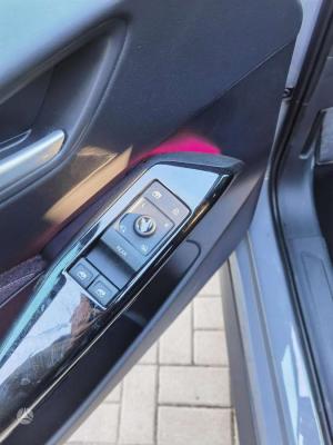 Pelēks Volkswagen ID.3 2025 Kauņa, ar dzinēja tilpumu 0.00 L un nobraukumu 7 tūkst. km par 12900 €, foto 6 vietnē AUTOMOTO.COM.LV
