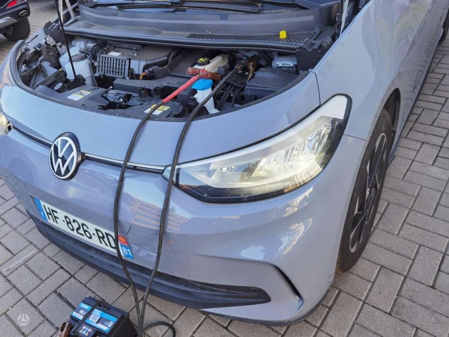 Pelēks Volkswagen ID.3 2025 Kauņa, ar dzinēja tilpumu 0.00 L un nobraukumu 7 tūkst. km par 12900 €, foto 21 vietnē AUTOMOTO.COM.LV
