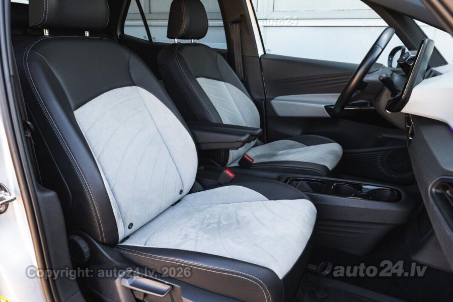 Grey Volkswagen ID.3 2023 in Ventspils, with an engine capacity of 0.00 L and mileage of 42 thousand km for 29616 €, photo 10 on AUTOMOTO.COM.LV