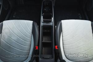 Grey Volkswagen ID.3 2023 in Ventspils, with an engine capacity of 0.00 L and mileage of 42 thousand km for 29616 €, photo 23 on AUTOMOTO.COM.LV