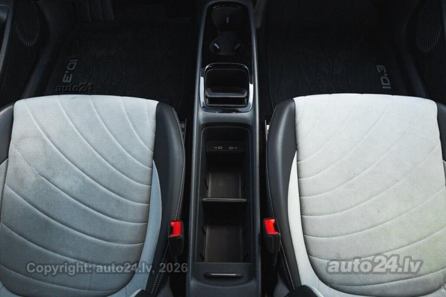 Grey Volkswagen ID.3 2023 in Ventspils, with an engine capacity of 0.00 L and mileage of 42 thousand km for 29616 €, photo 23 on AUTOMOTO.COM.LV