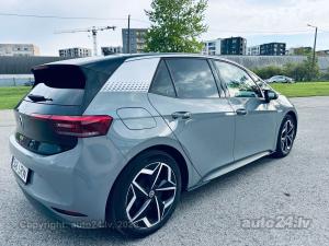 Grey Volkswagen ID.3 2020 in Tallinn, with an engine capacity of 0.00 L and mileage of 119 thousand km for 17900 €, photo 4 on AUTOMOTO.COM.LV