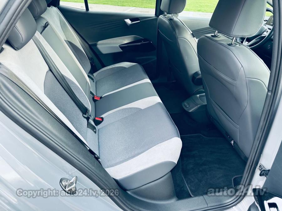 Grey Volkswagen ID.3 2020 in Tallinn, with an engine capacity of 0.00 L and mileage of 119 thousand km for 17900 €, photo 9 on AUTOMOTO.COM.LV