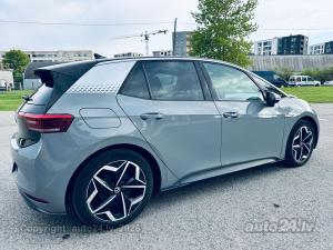 Grey Volkswagen ID.3 2020 in Tallinn, with an engine capacity of 0.00 L and mileage of 119 thousand km for 17900 €, photo 19 on AUTOMOTO.COM.LV