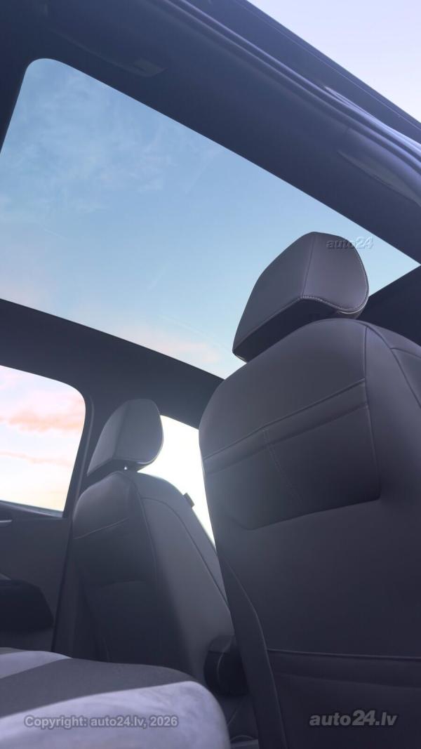 Pelēks Volkswagen ID.3 2020 Tallina, ar dzinēja tilpumu 0.00 L un nobraukumu 64 tūkst. km par 24999 €, foto 4 vietnē AUTOMOTO.COM.LV