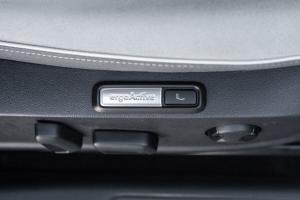 Pelēks Volkswagen ID.3 2021 Rīga, ar dzinēja tilpumu 0.00 L un nobraukumu 56 tūkst. km par 25500 €, foto 10 vietnē AUTOMOTO.COM.LV
