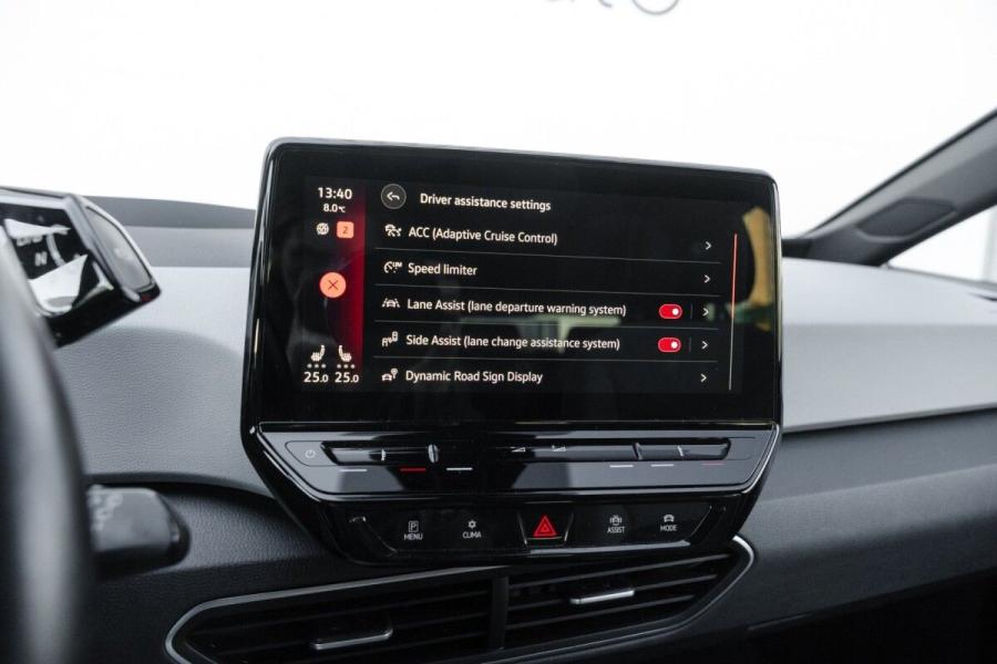 Pelēks Volkswagen ID.3 2021 Rīga, ar dzinēja tilpumu 0.00 L un nobraukumu 56 tūkst. km par 25500 €, foto 24 vietnē AUTOMOTO.COM.LV