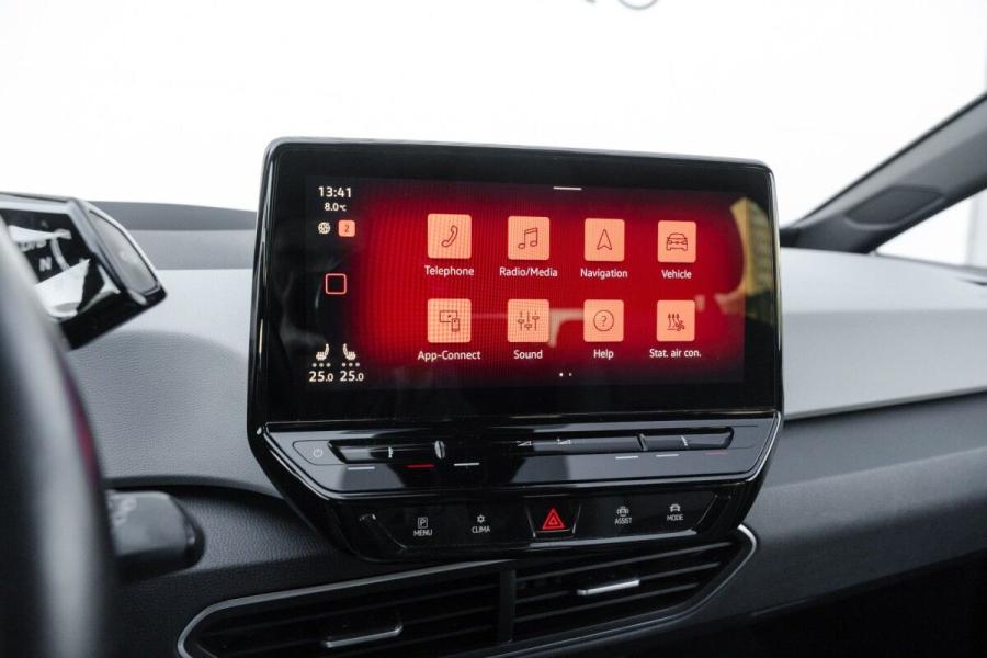 Pelēks Volkswagen ID.3 2021 Rīga, ar dzinēja tilpumu 0.00 L un nobraukumu 56 tūkst. km par 25500 €, foto 27 vietnē AUTOMOTO.COM.LV