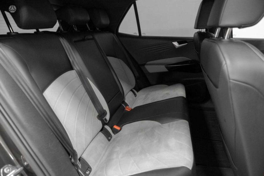 Volkswagen ID.3 2022 in Vilnius, with an engine capacity of 0.00 L and mileage of 61 thousand km for 22500 €, photo 12 on AUTOMOTO.COM.LV
