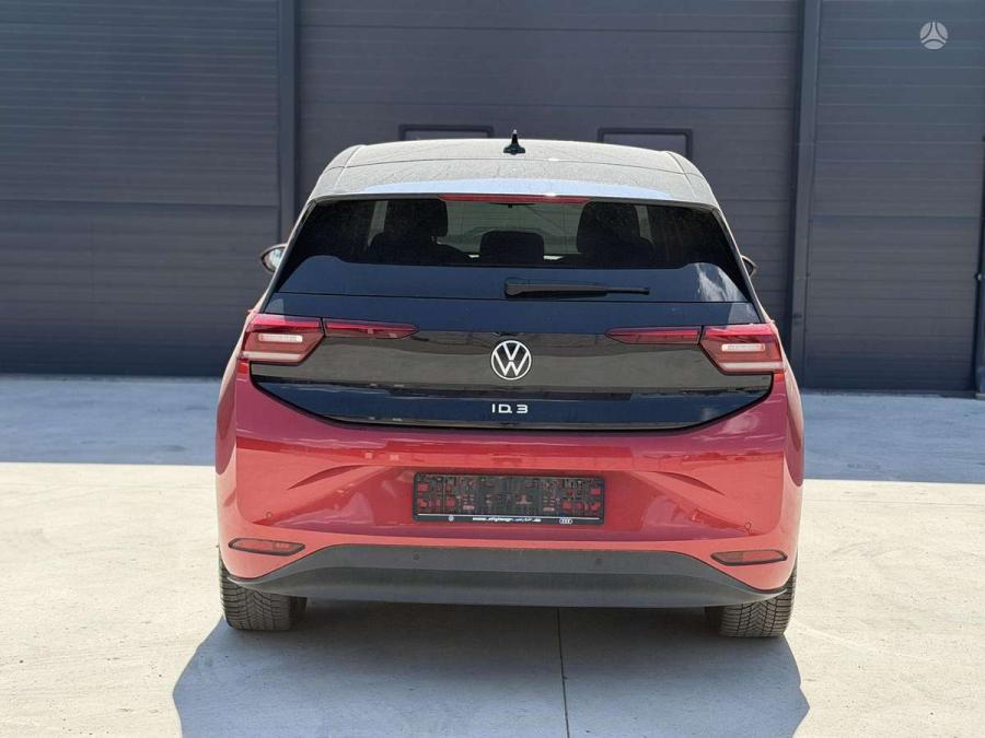 Red Volkswagen ID.3 2022 in Kaunas, with an engine capacity of 0.00 L and mileage of 22 thousand km for 13750 €, photo 3 on AUTOMOTO.COM.LV