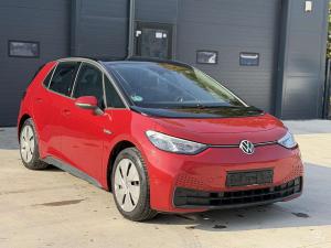Red Volkswagen ID.3 2022 in Kaunas, with an engine capacity of 0.00 L and mileage of 151 thousand km for 12850 €, photo 5 on AUTOMOTO.COM.LV