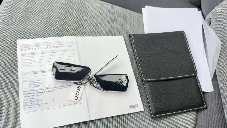Sarkans Volkswagen ID.3 2023 Šauļi, ar dzinēja tilpumu 0.00 L un nobraukumu 52 tūkst. km par 17250 €, foto 33 vietnē AUTOMOTO.COM.LV