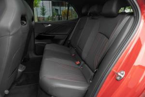 Red Volkswagen ID.3 2025 in Vilnius, with an engine capacity of 0.00 L and mileage of 19 thousand km for 36500 €, photo 12 on AUTOMOTO.COM.LV