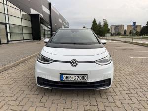 White Volkswagen ID.3 2020 in Kupiskis, with an engine capacity of 0.00 L and mileage of 48 thousand km for 14200 €, photo 3 on AUTOMOTO.COM.LV