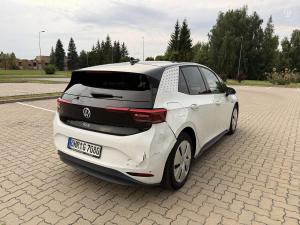 White Volkswagen ID.3 2020 in Kupiskis, with an engine capacity of 0.00 L and mileage of 48 thousand km for 14200 €, photo 8 on AUTOMOTO.COM.LV