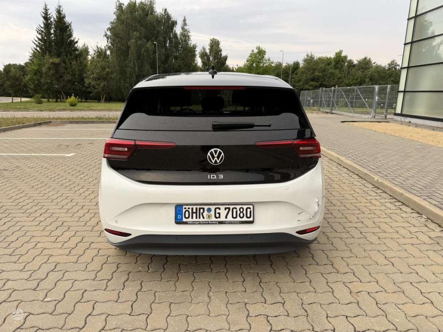 White Volkswagen ID.3 2020 in Kupiskis, with an engine capacity of 0.00 L and mileage of 48 thousand km for 14200 €, photo 10 on AUTOMOTO.COM.LV