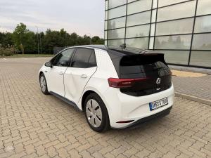 White Volkswagen ID.3 2020 in Kupiskis, with an engine capacity of 0.00 L and mileage of 48 thousand km for 14200 €, photo 12 on AUTOMOTO.COM.LV