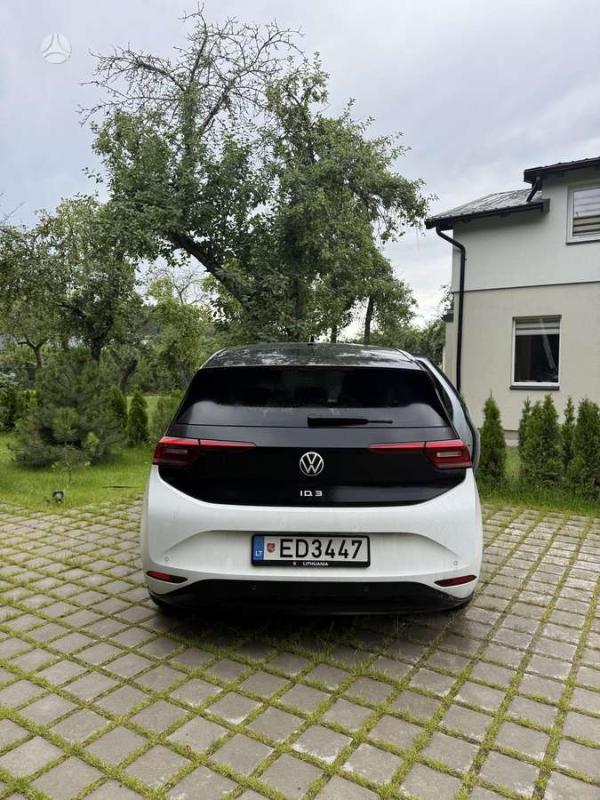 White Volkswagen ID.3 2020 in Kaunas, with an engine capacity of 0.00 L and mileage of 70 thousand km for 15000 €, photo 4 on AUTOMOTO.COM.LV