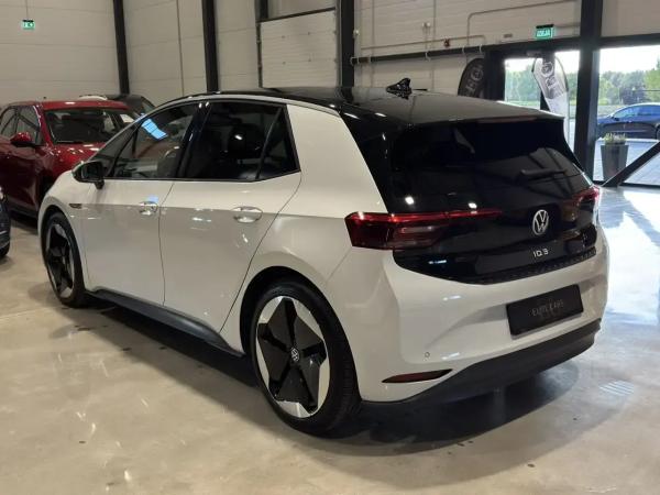 Balts Volkswagen ID.3 2020 Mārupe, ar dzinēja tilpumu 0.00 L un nobraukumu 68 tūkst. km par 22990 €, foto 4 vietnē AUTOMOTO.COM.LV