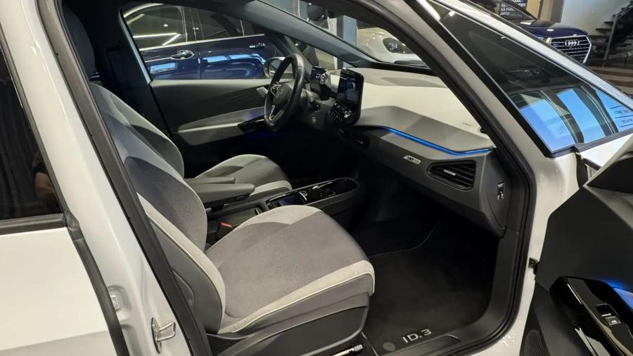 Balts Volkswagen ID.3 2020 Mārupe, ar dzinēja tilpumu 0.00 L un nobraukumu 88 tūkst. km par 21990 €, foto 6 vietnē AUTOMOTO.COM.LV