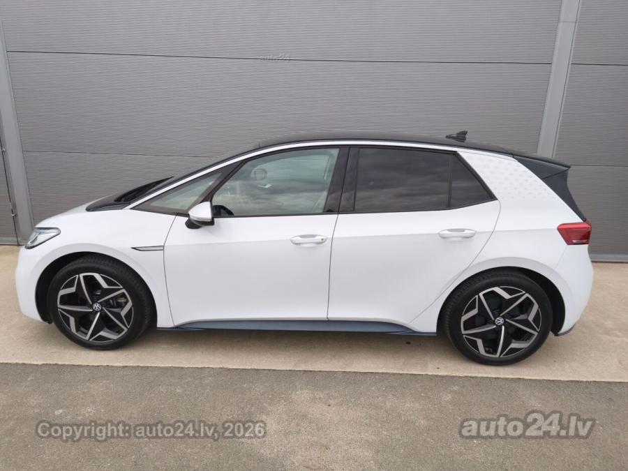 Balts Volkswagen ID.3 2021 Tallina, ar dzinēja tilpumu 0.00 L un nobraukumu 58 tūkst. km par 19900 €, foto 3 vietnē AUTOMOTO.COM.LV