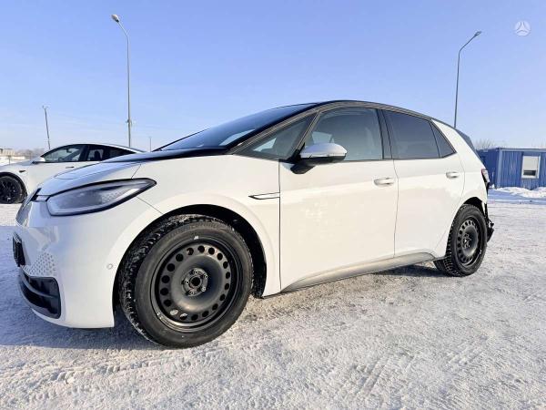 Balts Volkswagen ID.3 2022 Šauļi, ar dzinēja tilpumu 0.00 L un nobraukumu 32 tūkst. km par 15950 €, foto 1 vietnē AUTOMOTO.COM.LV