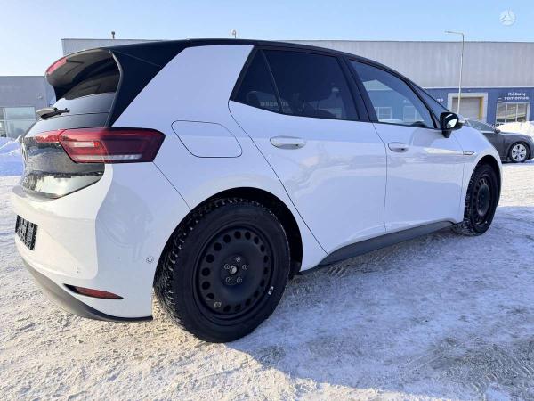 Balts Volkswagen ID.3 2022 Šauļi, ar dzinēja tilpumu 0.00 L un nobraukumu 32 tūkst. km par 15950 €, foto 4 vietnē AUTOMOTO.COM.LV