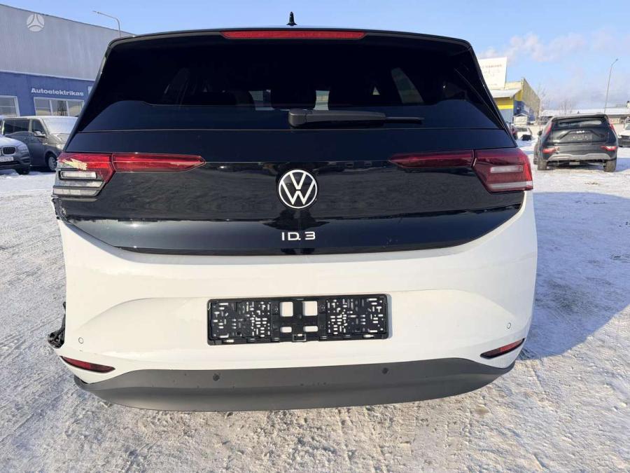 Balts Volkswagen ID.3 2022 Šauļi, ar dzinēja tilpumu 0.00 L un nobraukumu 32 tūkst. km par 15950 €, foto 5 vietnē AUTOMOTO.COM.LV