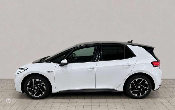 White Volkswagen ID.3 2022 in Kaunas, with an engine capacity of 0.00 L and mileage of 68 thousand km for 21900 €, photo 2 on AUTOMOTO.COM.LV