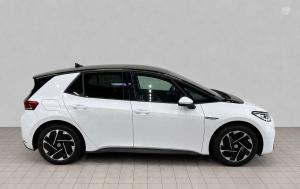 White Volkswagen ID.3 2022 in Kaunas, with an engine capacity of 0.00 L and mileage of 68 thousand km for 21900 €, photo 4 on AUTOMOTO.COM.LV