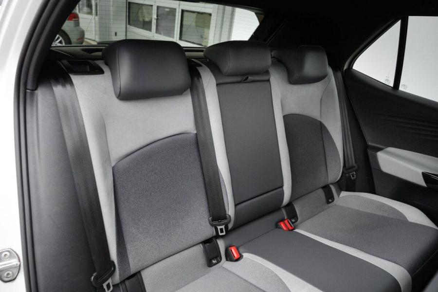 Balts Volkswagen ID.3 2022 Rīga, ar dzinēja tilpumu 0.00 L un nobraukumu 82 tūkst. km par 24650 €, foto 9 vietnē AUTOMOTO.COM.LV