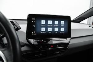 Balts Volkswagen ID.3 2022 Rīga, ar dzinēja tilpumu 0.00 L un nobraukumu 82 tūkst. km par 24650 €, foto 16 vietnē AUTOMOTO.COM.LV