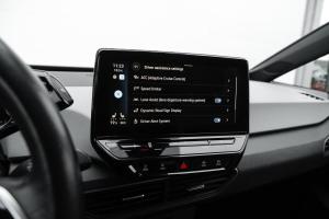 Balts Volkswagen ID.3 2022 Rīga, ar dzinēja tilpumu 0.00 L un nobraukumu 82 tūkst. km par 24650 €, foto 21 vietnē AUTOMOTO.COM.LV