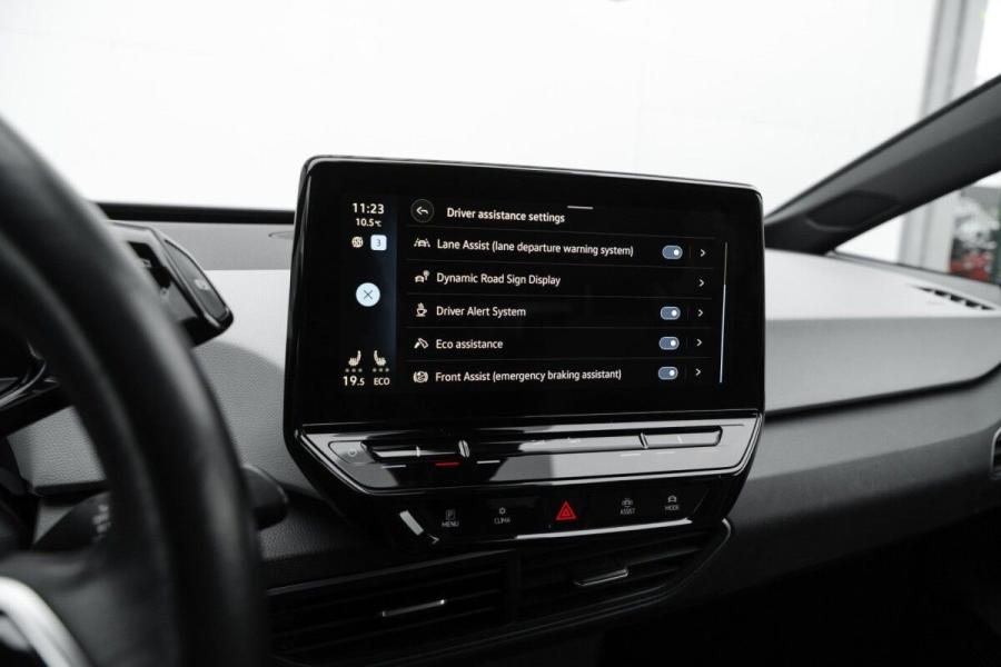 Balts Volkswagen ID.3 2022 Rīga, ar dzinēja tilpumu 0.00 L un nobraukumu 82 tūkst. km par 24650 €, foto 22 vietnē AUTOMOTO.COM.LV
