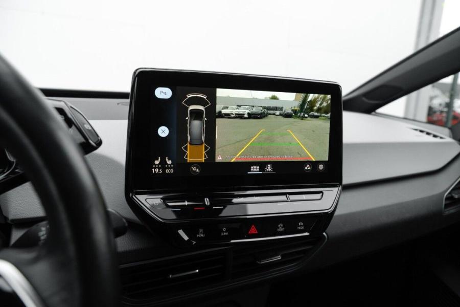 Balts Volkswagen ID.3 2022 Rīga, ar dzinēja tilpumu 0.00 L un nobraukumu 82 tūkst. km par 24650 €, foto 24 vietnē AUTOMOTO.COM.LV