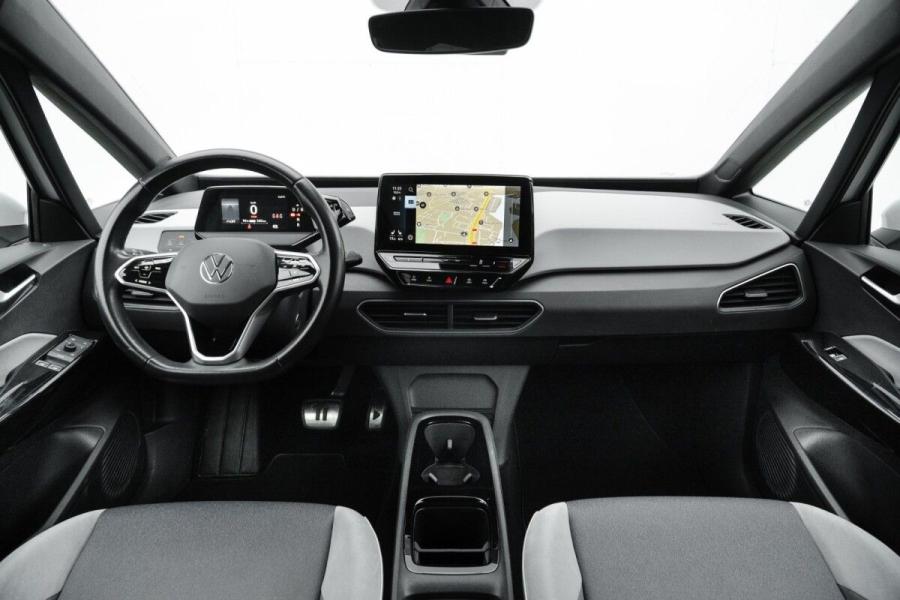 Balts Volkswagen ID.3 2022 Rīga, ar dzinēja tilpumu 0.00 L un nobraukumu 82 tūkst. km par 24650 €, foto 29 vietnē AUTOMOTO.COM.LV